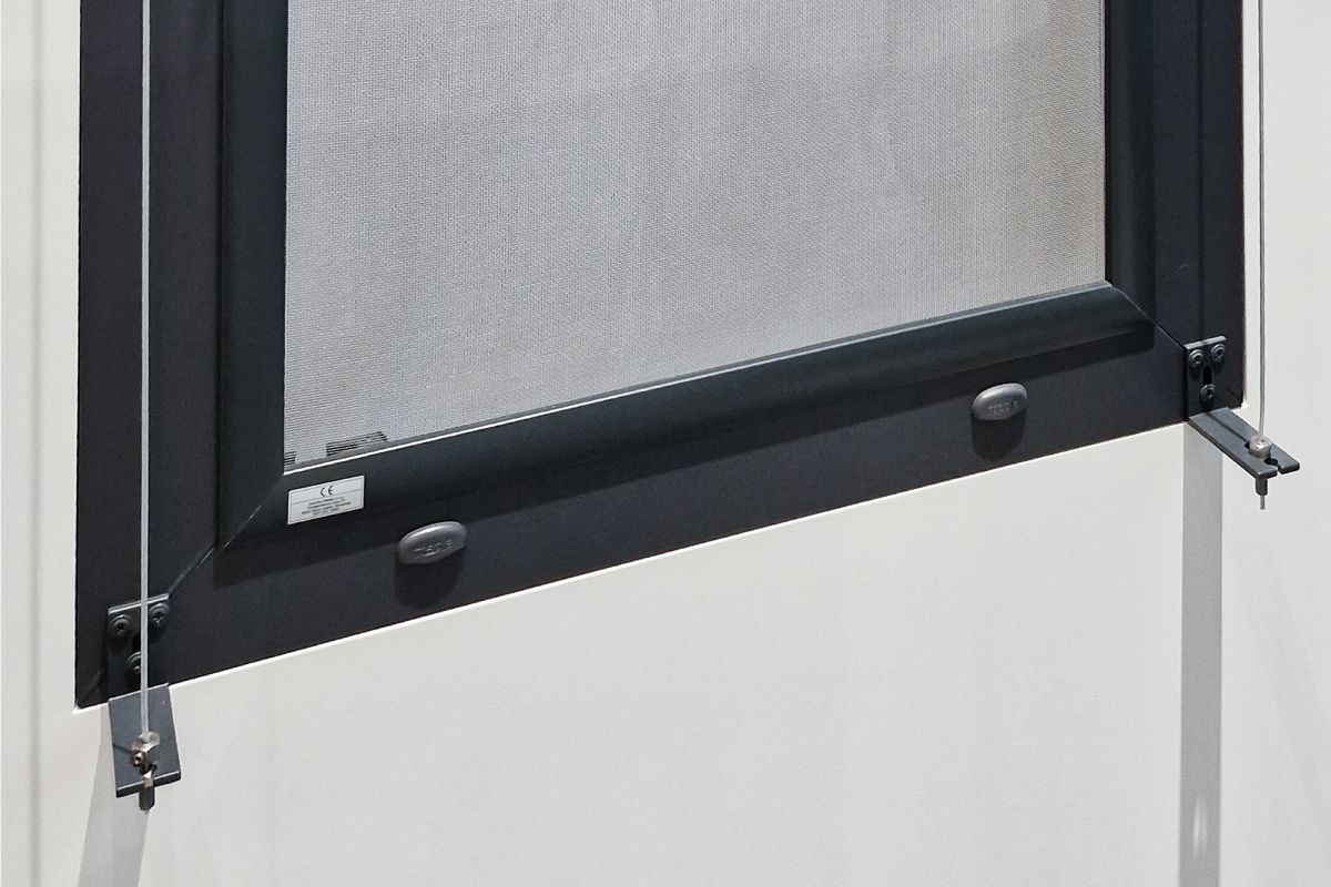 Fiksni komarnik - Roletarstvo Medle